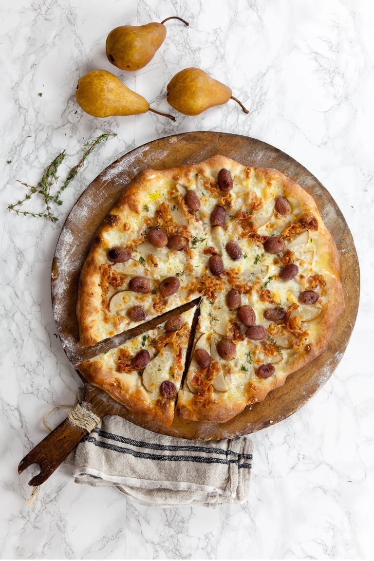 Roasted Grape, Pear and Fontina Pizza - Colavita Recipes